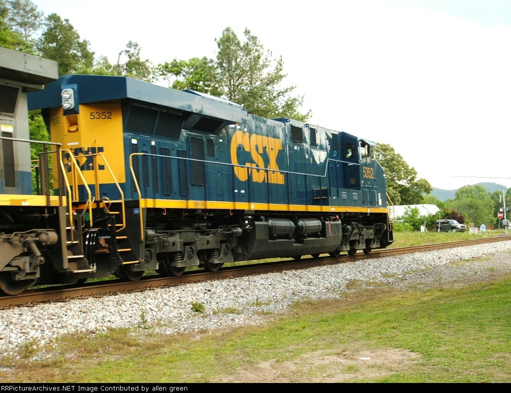 CSX 5352